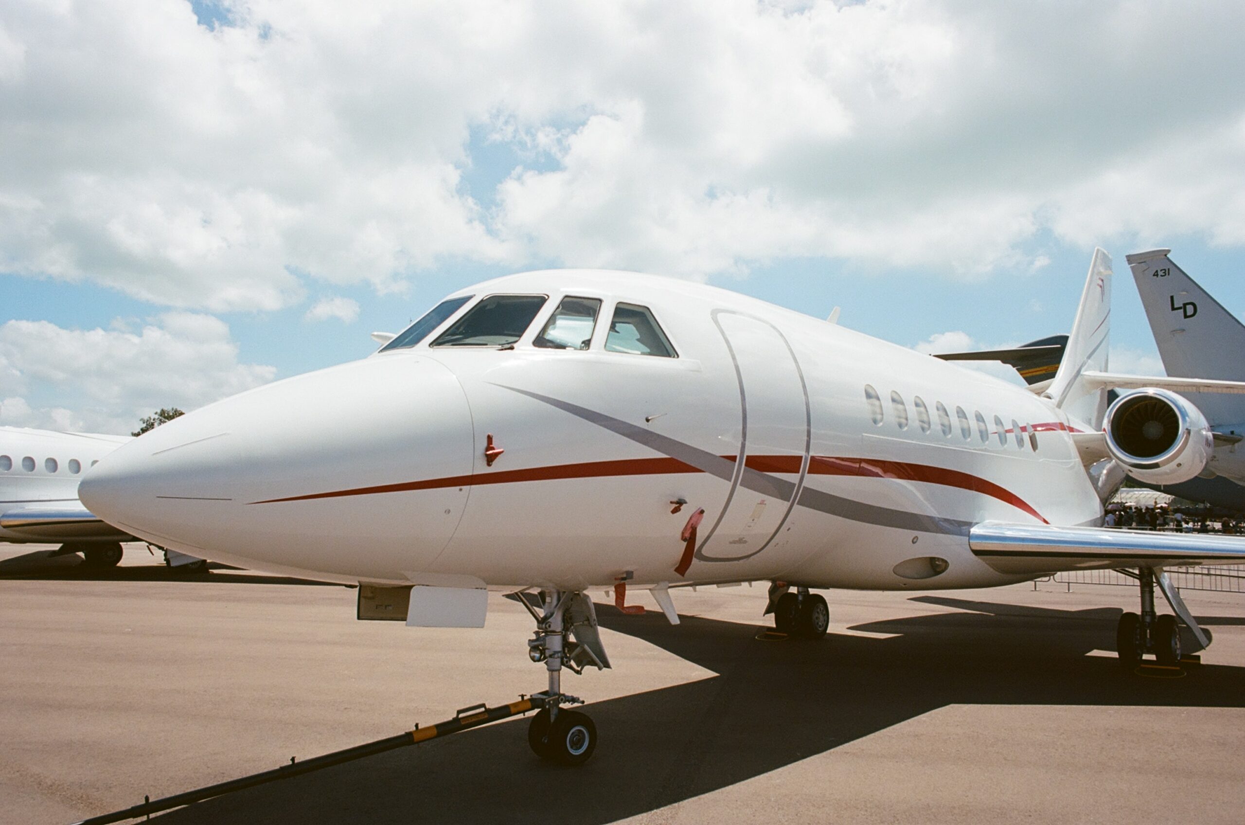 8 Reasons Why Most Private Aircraft Are White - JetsOnset Blog